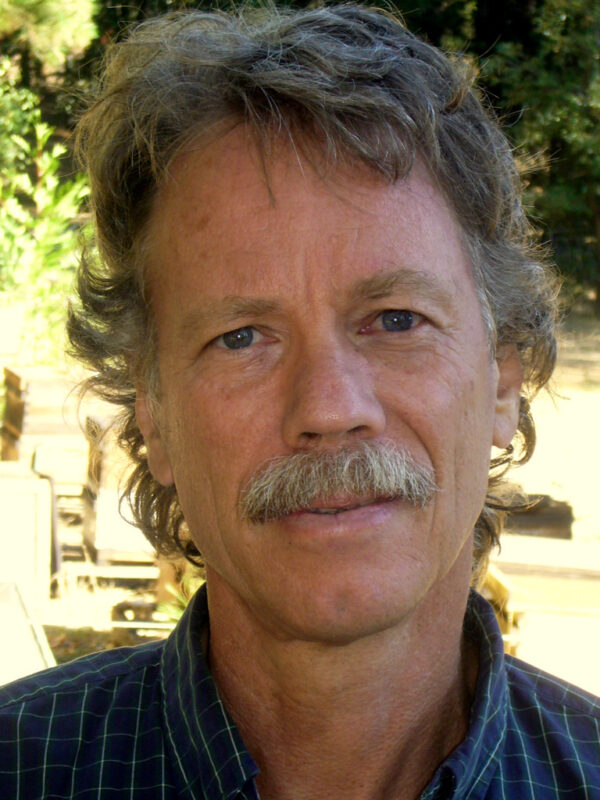 Scientific Beekeeping - Beekeeping Through The Eyes of a Biologist